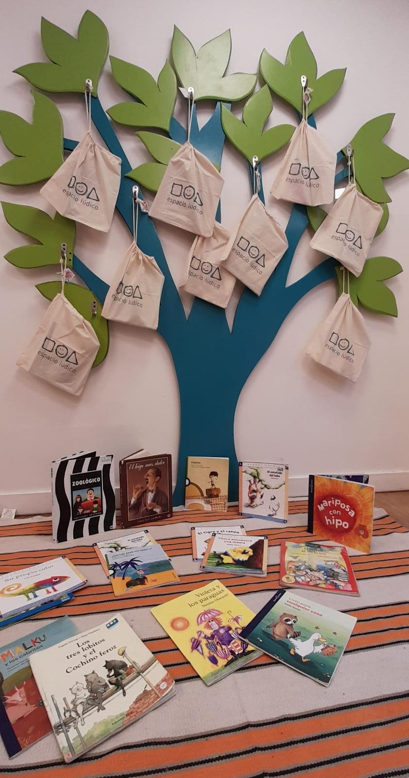 Exploraciones literarias. MONTEVIDEO - Remake Learning Days